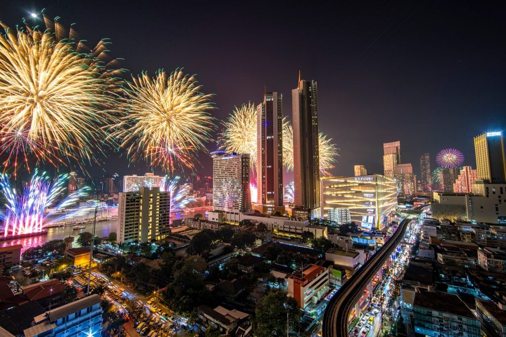 Discover Why ICONSIAM’s Amazing Thailand Countdown 2025 Is the Perfect ...