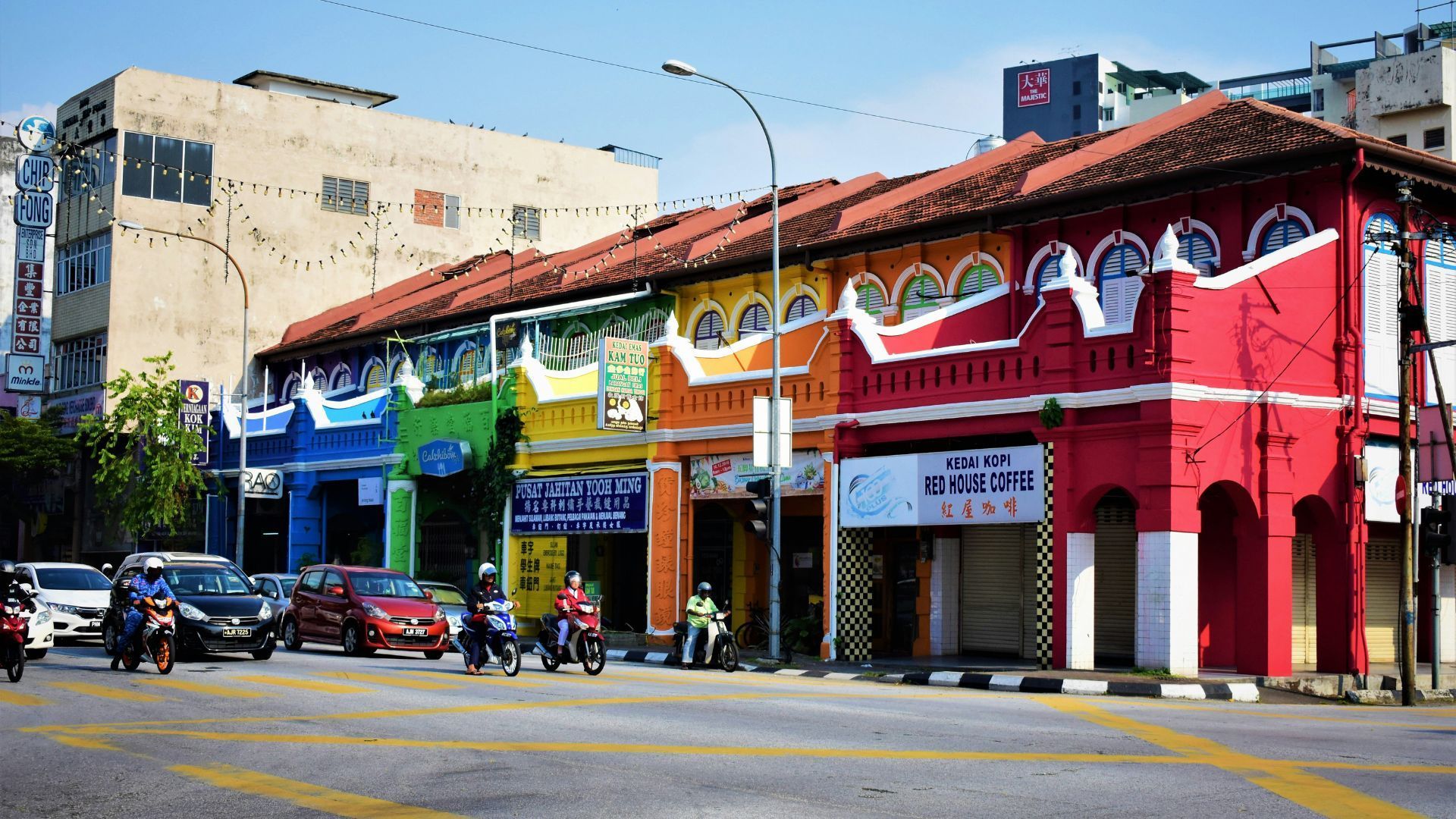 Places To Visit In Ipoh: Explore From Limestone Caves To Colonial Streets