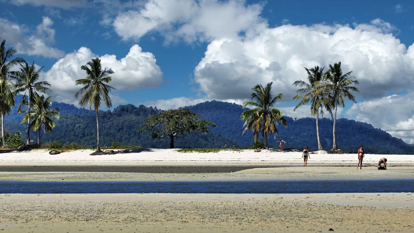 Koh Yao Yai: This Thai Island In The Andaman Sea Commands A Visit