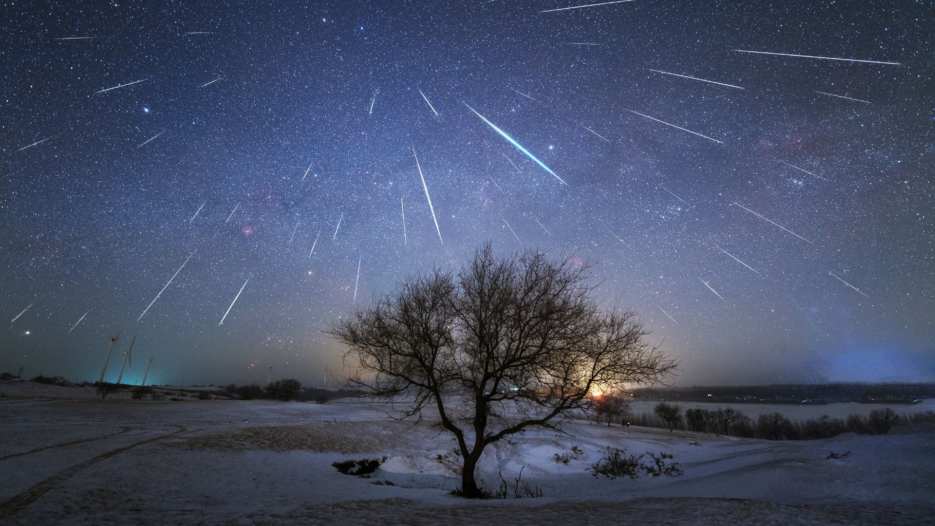 Upcoming Supermoons & Meteor Showers In 2025’s Last Quarter