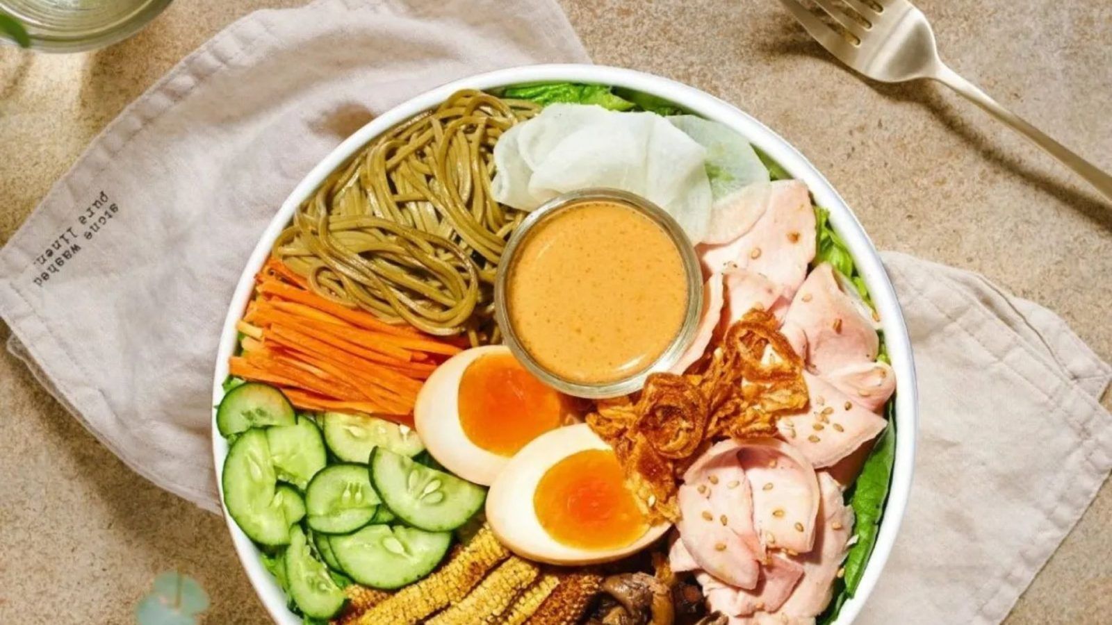 A Guide To The Best Salad In Bangkok For A Healthy Meal