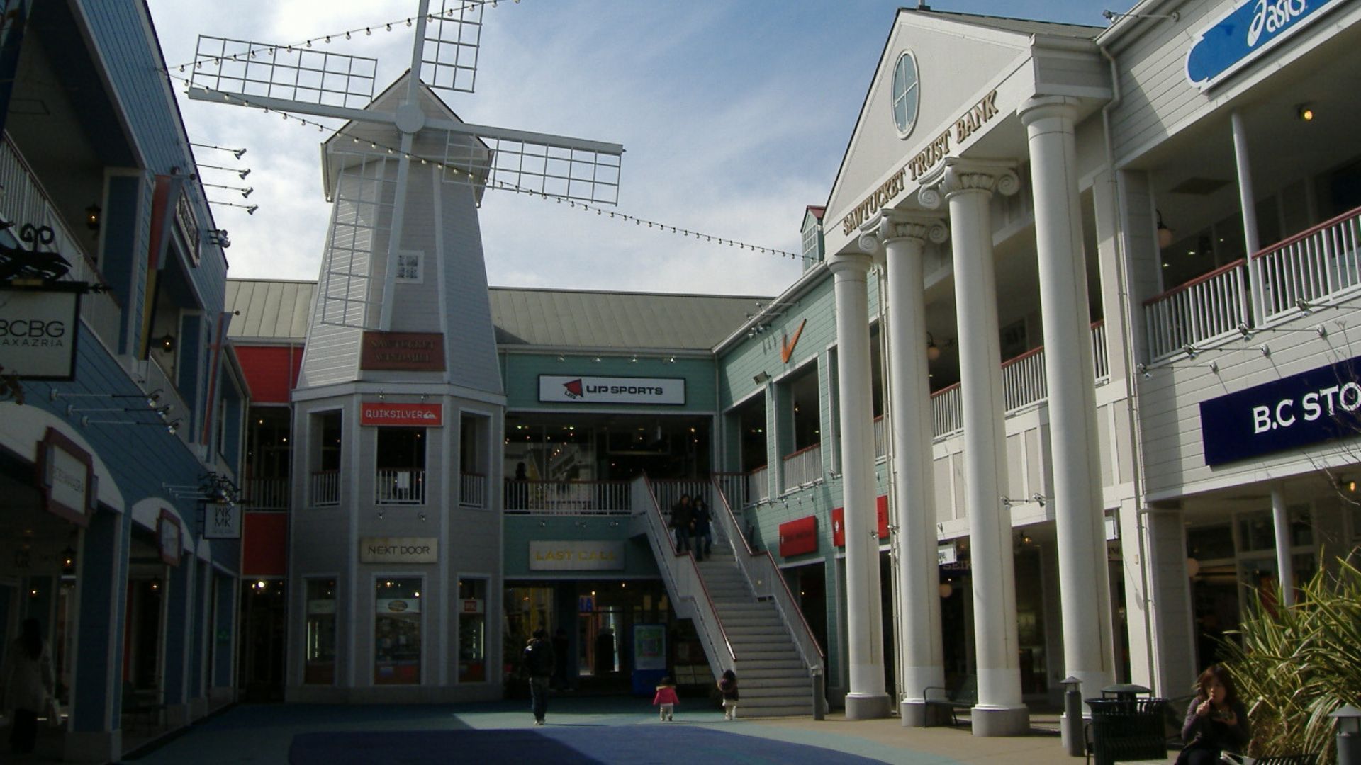 Outlet Shopping Villages: A Guide To Japan's Best Bargain Destinations