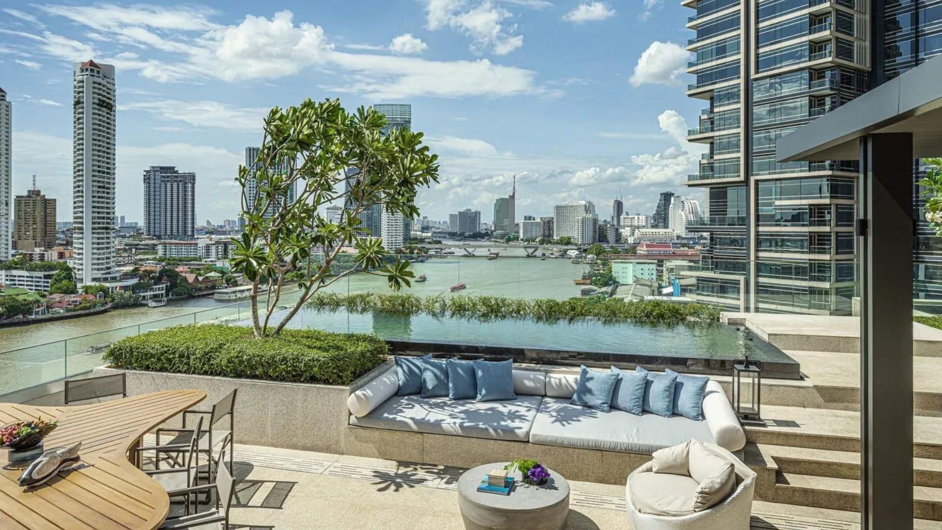 Top 6 Luxurious Pool Villas In Bangkok For A Serene Getaway