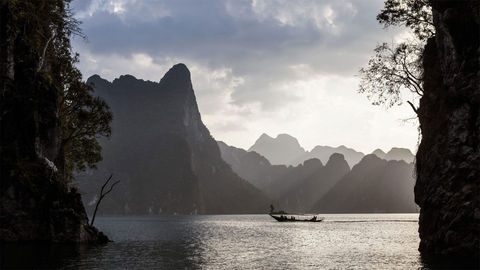 This Magical Lake Is Like Being in Avatar and Atlantis at the Same Time