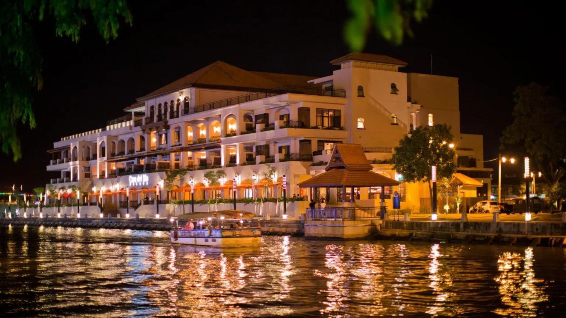 Luxurious Stays To Book On Your Next Trip To Melaka