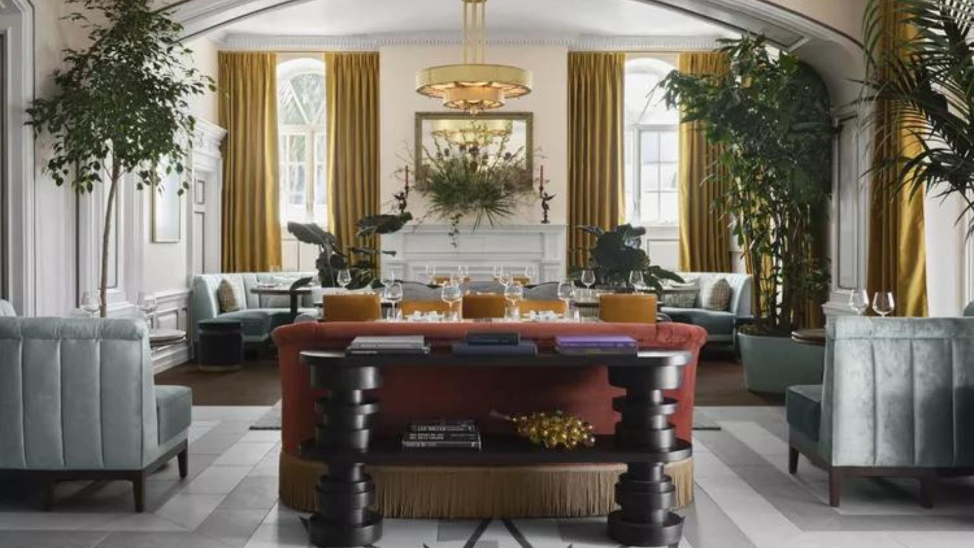 This Los Angeles Hotel Has Been An Art-Deco Icon Since 1933