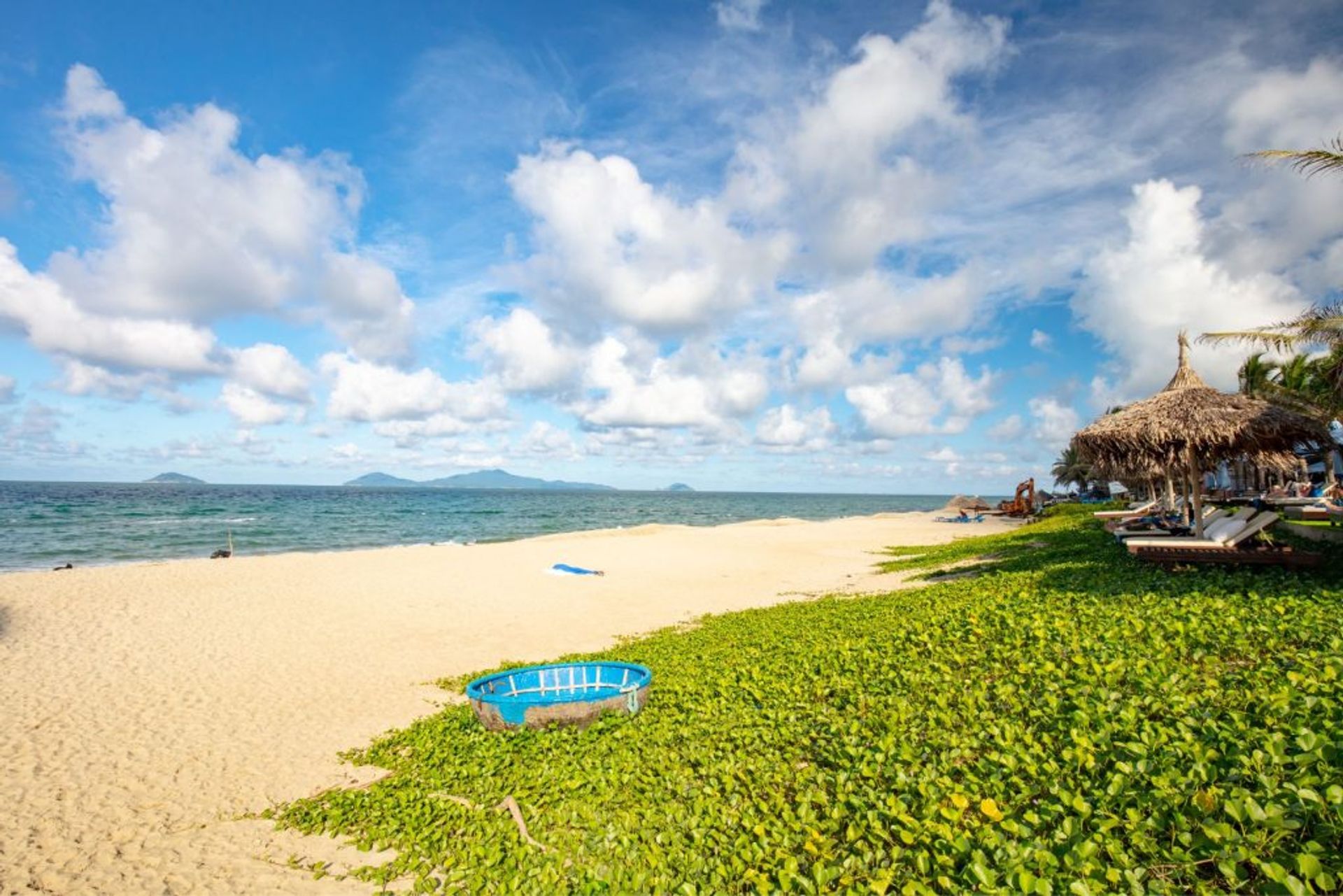 6 Awesome Beaches Across Asia for Living Your Best Digital Nomad Life