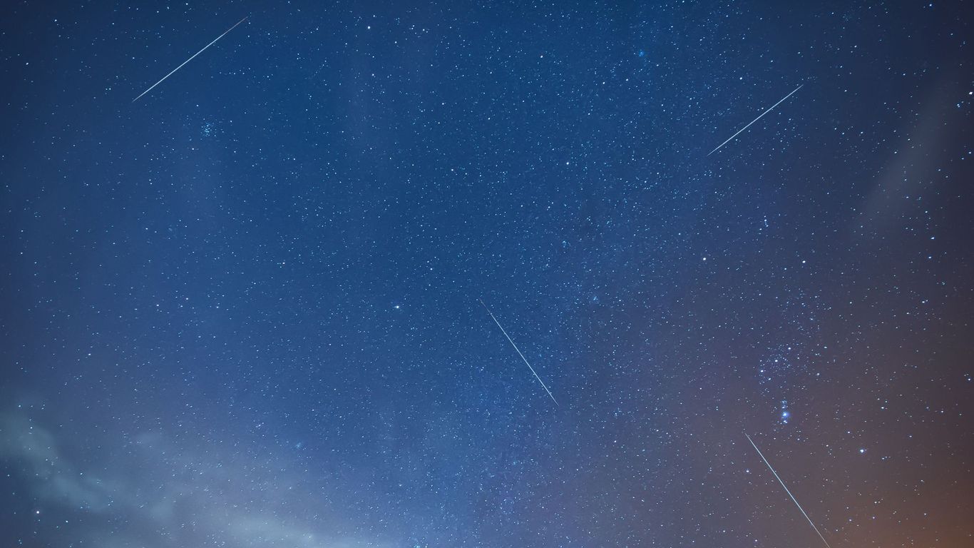 See Meteor Showers And Planet Parades In December's Night Sky
