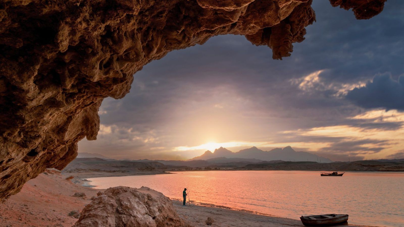 Saudi Vision 2030 Takes Flight With Leyja: Neom's Pioneering Eco-Oasis