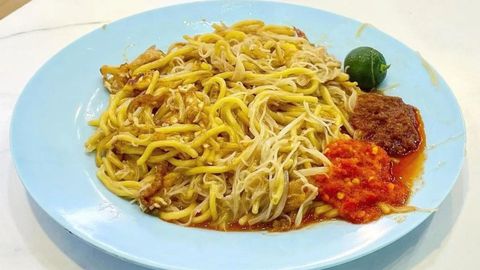 What To Expect At Anchorvale Village Hawker Centre, Singapore