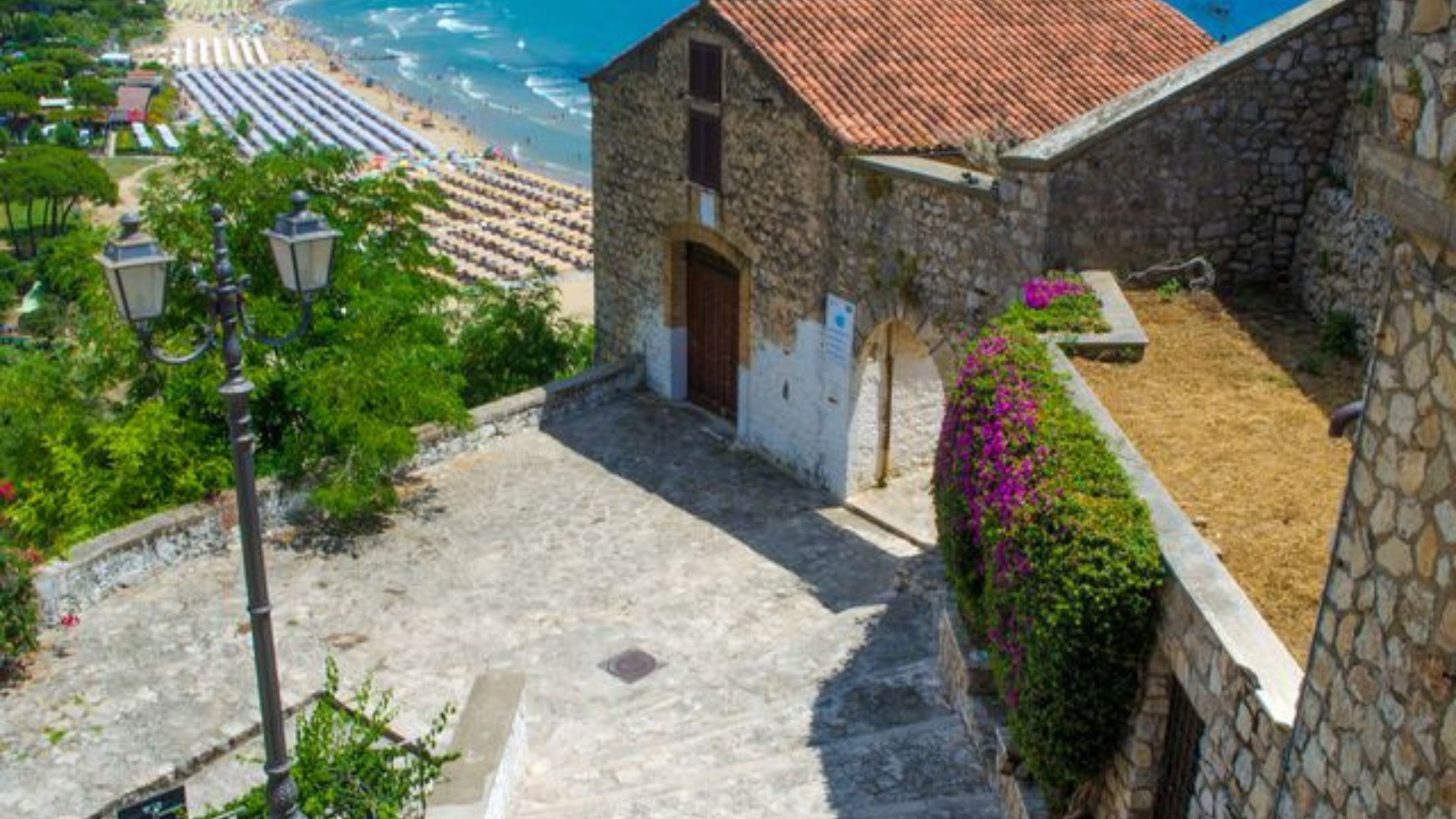 These Are The Best Beach Towns In Italy, According To A Local