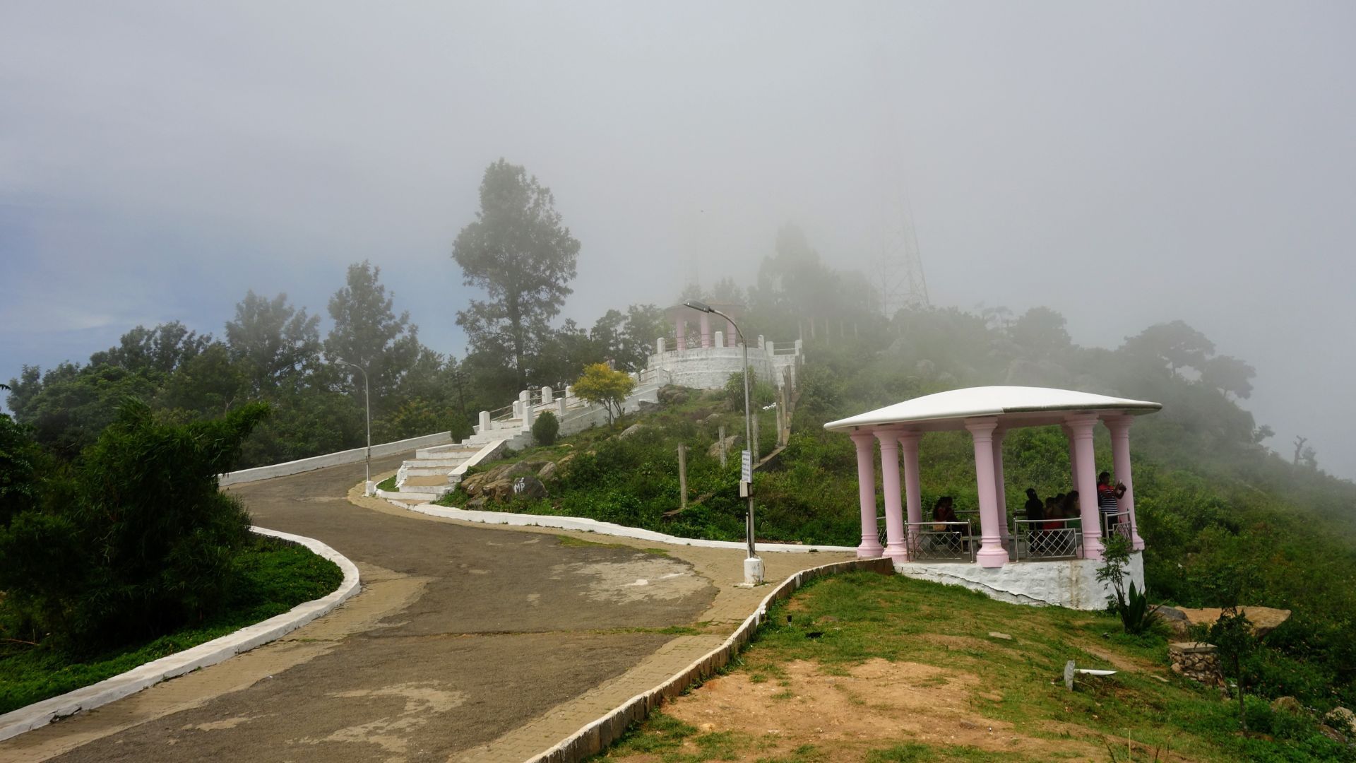 Waterfalls, Hills & Lakes: Top Tourist Places In Yercaud Hill Station ...