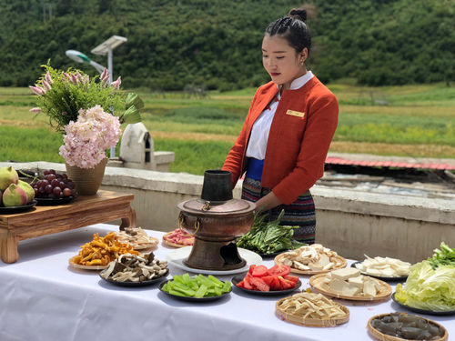 Giddy-up! Here’s the Best Way to See China’s Tea Horse Road