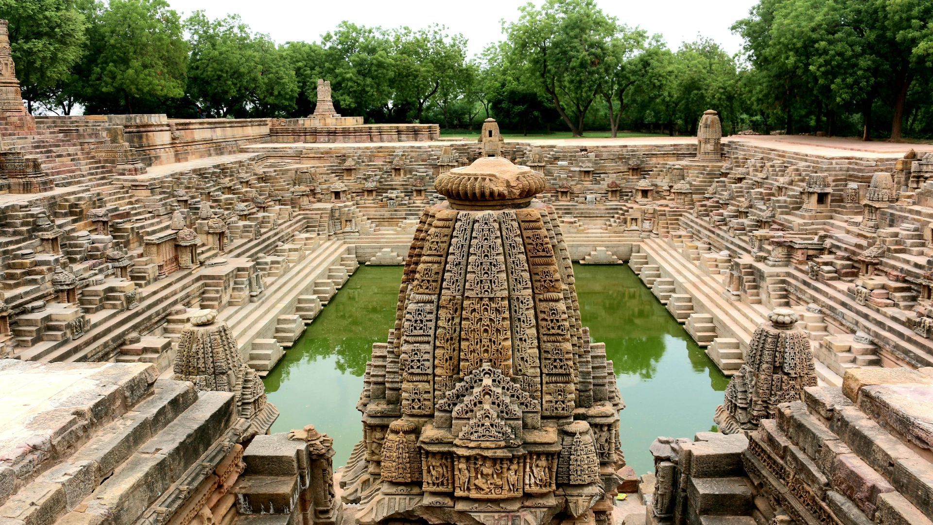 Places To Visit In Ahmedabad: Explore The Best Of Gujarat's Largest City