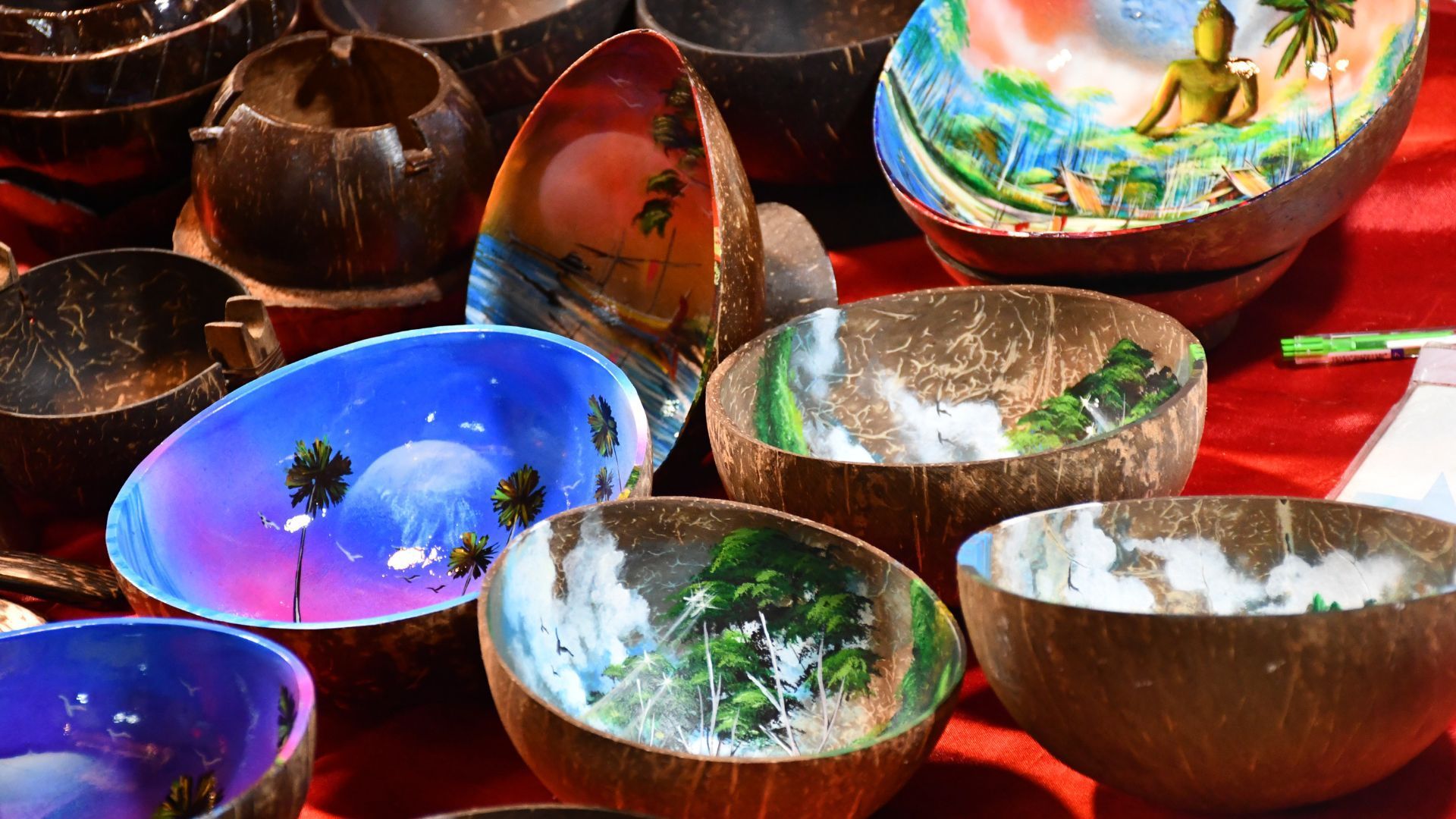 Phuket Night Market Walking Tours: A Local Guide To Food, Fun, Fashion