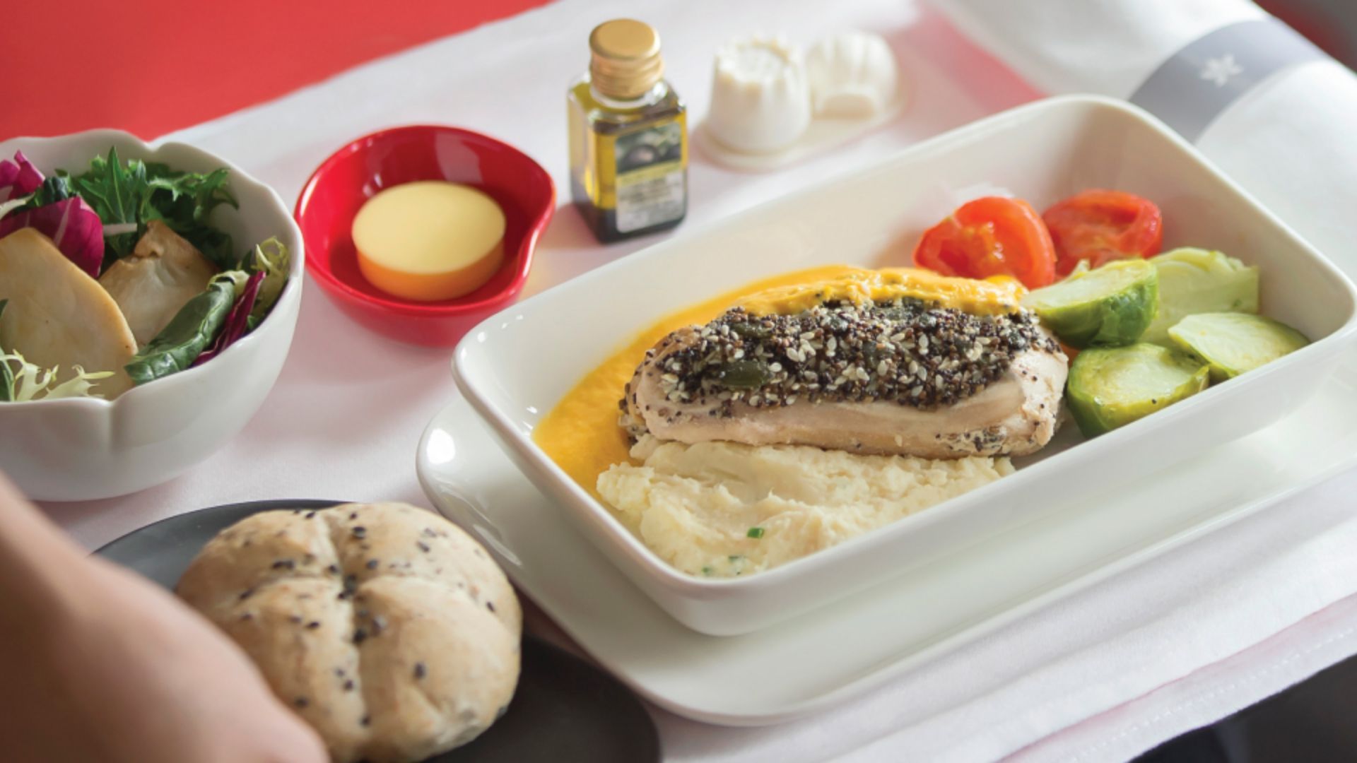 Hong Kong Airlines' Upgrades Include New Lounge, Baggage Rules, More!