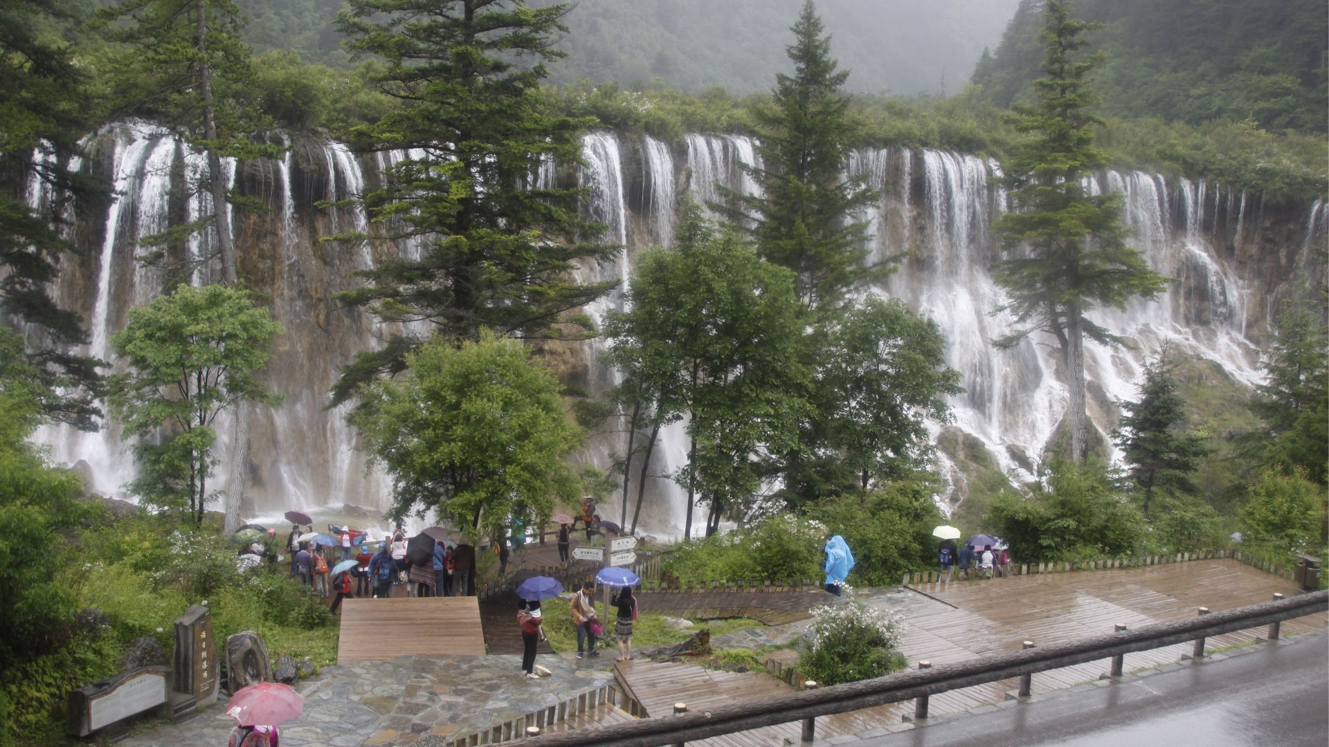 Jiuzhaigou National Park: Uncover China’s Dreamiest Nature Destination