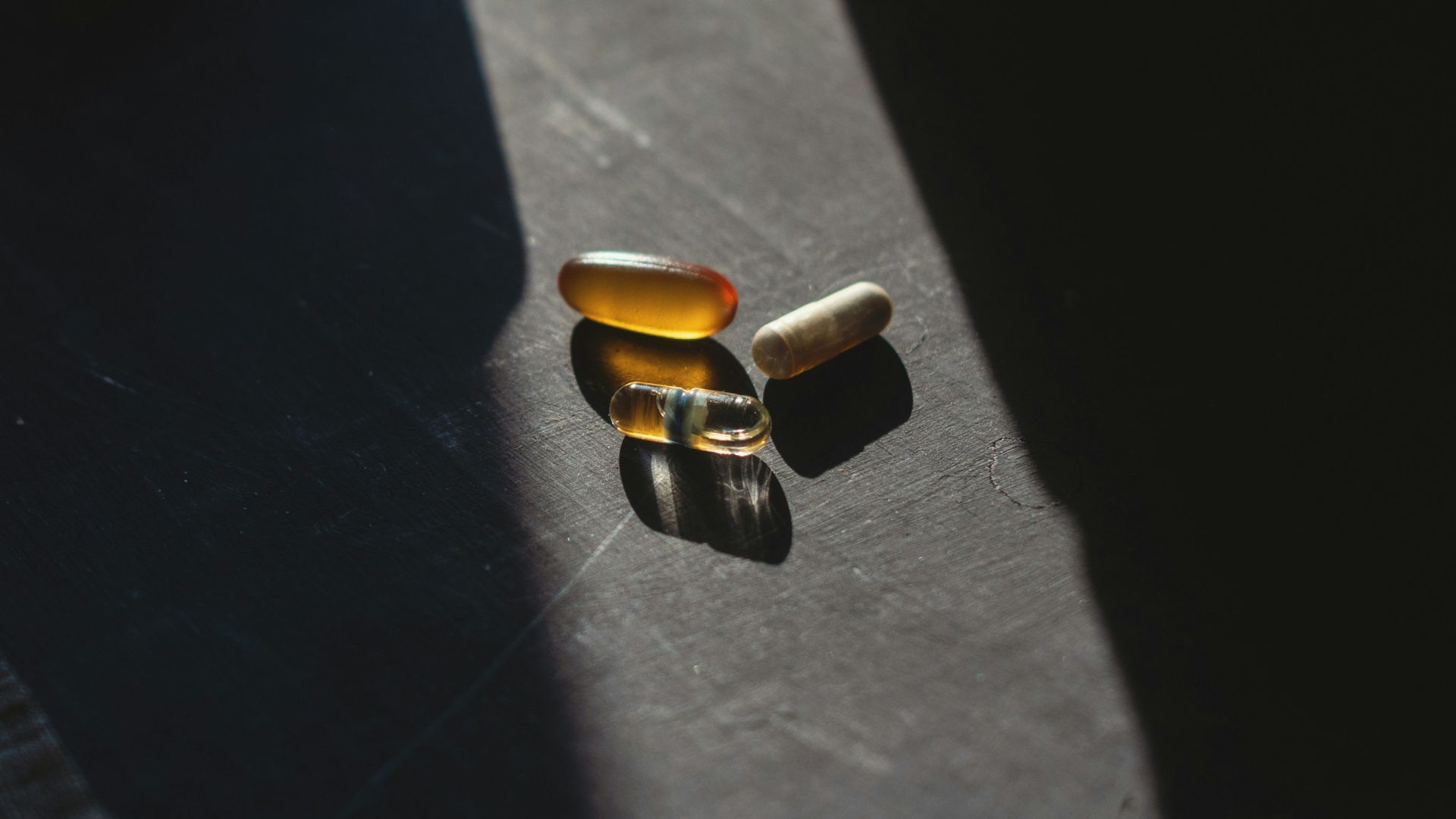 Melatonin For Travel: Does It Really Help With Jet Lag & In-Flight Sleep?