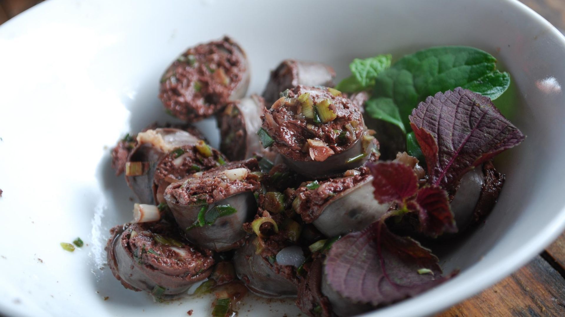 Seoul Street Food Guide: Must-Try Dishes, Top Markets, And Insider Tips