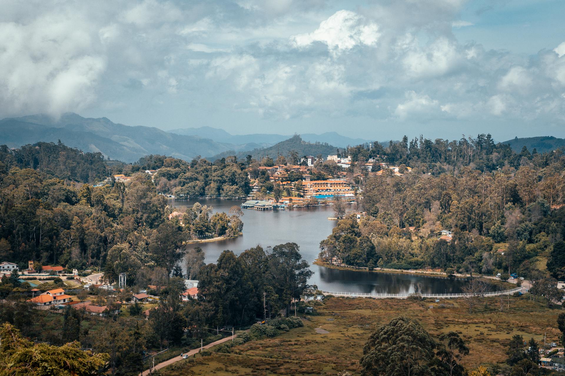 Tourist Places In Kodaikanal: Lakes To Lush Trails And More