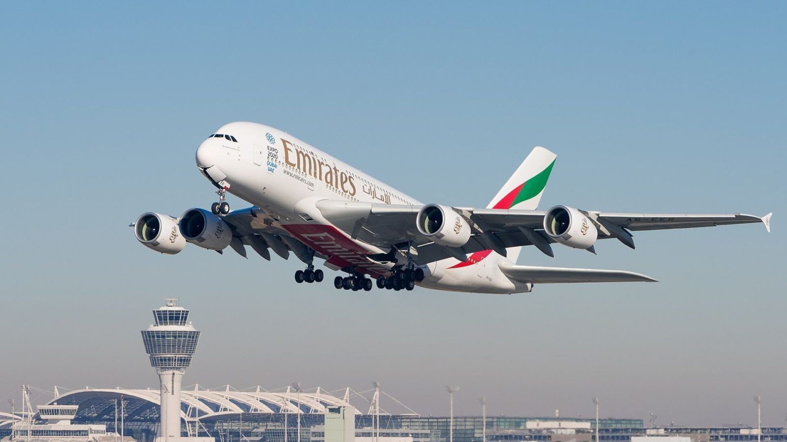 Emirates Expands UK Network With New A350 Flight To London Gatwick